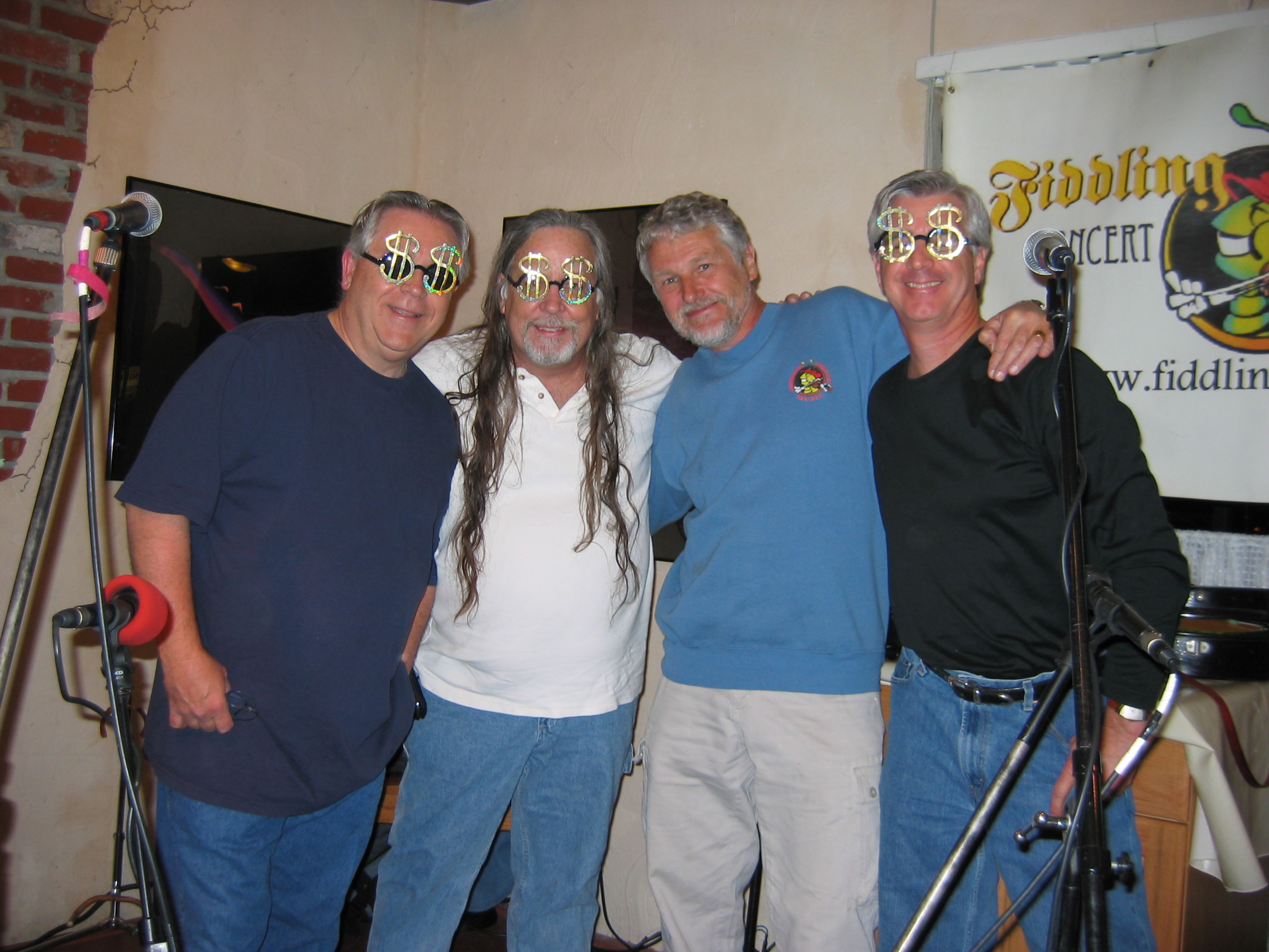 Photos | Wally Barnick Music